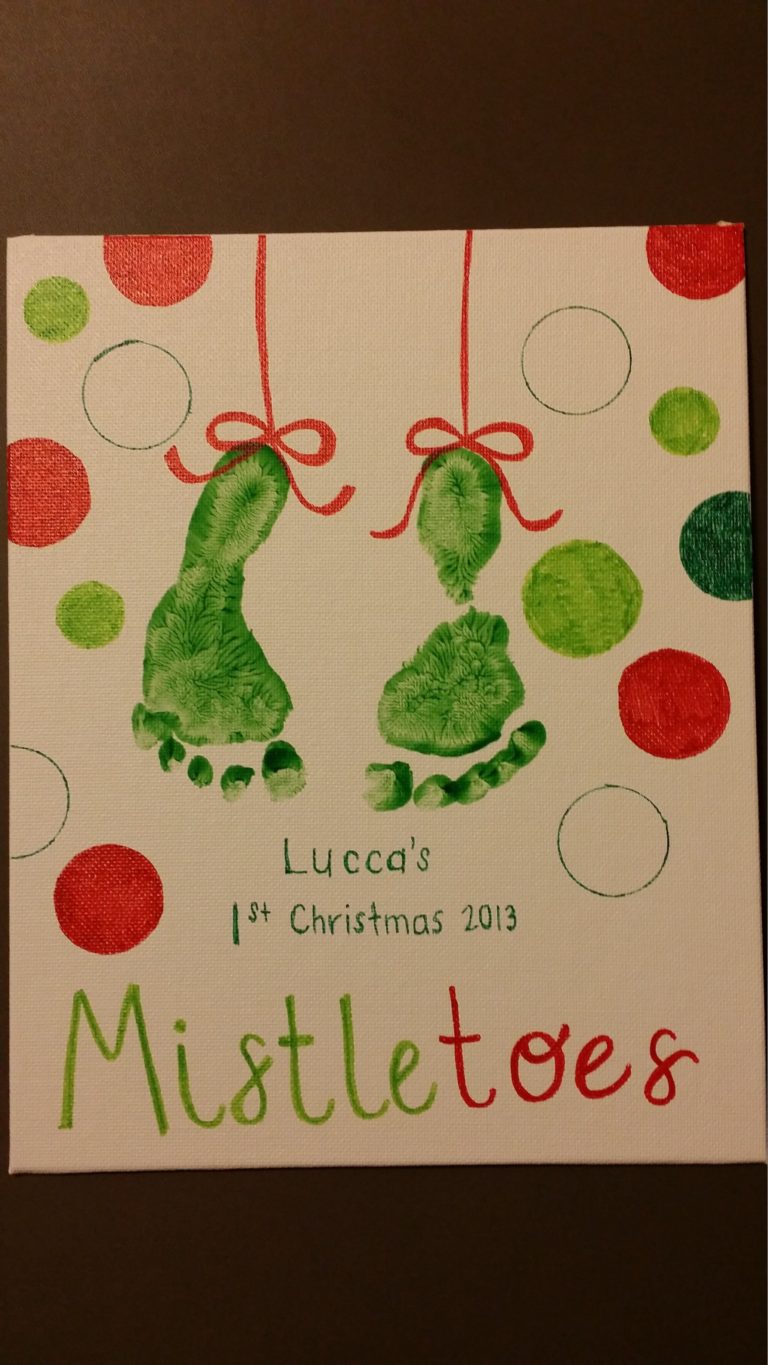 15+ Baby's First Christmas Crafts/Pictures To Make Christmas Special ...